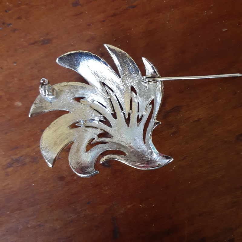 Silver Metal vintage brooch - Styalized Tree - The Bright Beetle
